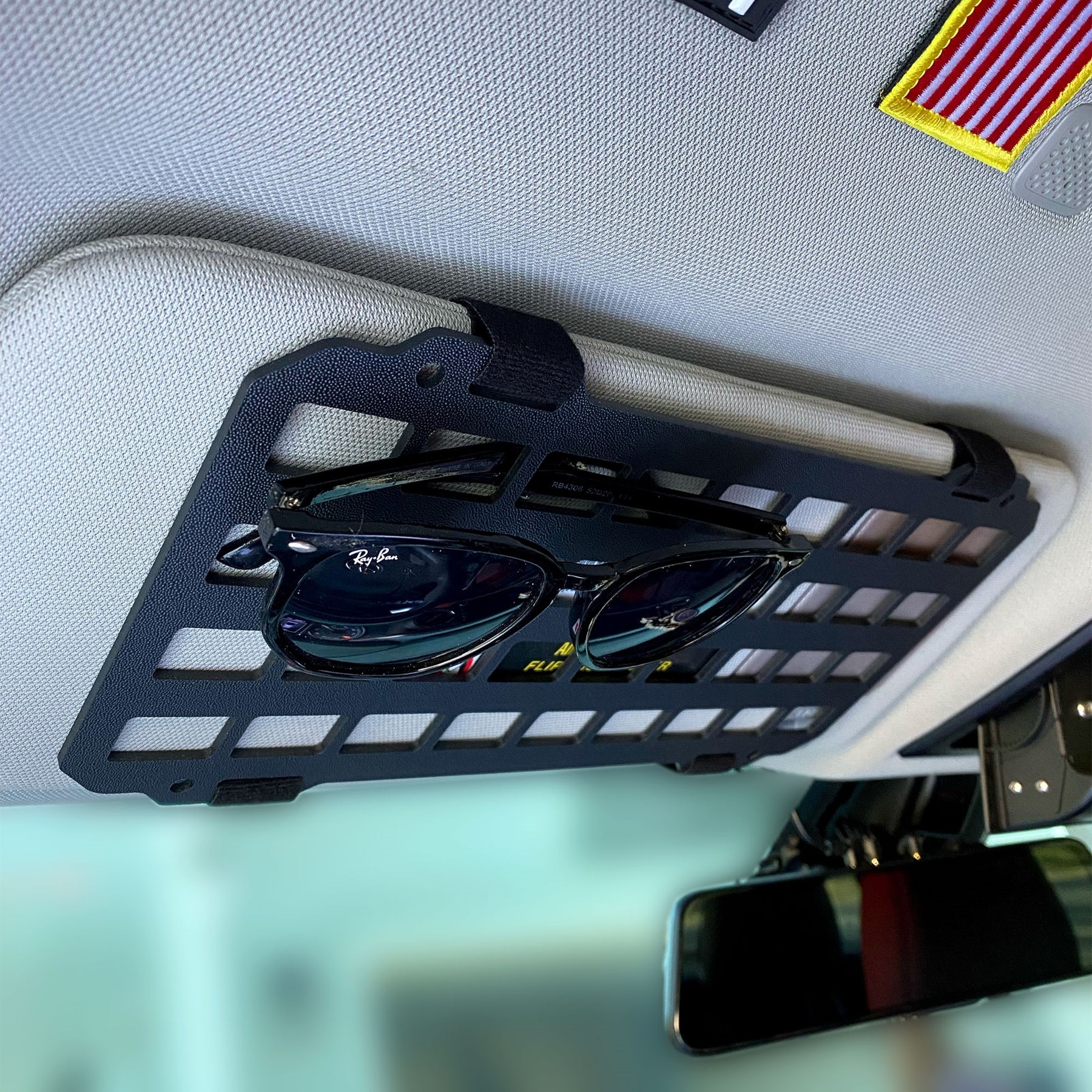 TACTICAL MOLLE PANEL FOR SUN VISOR